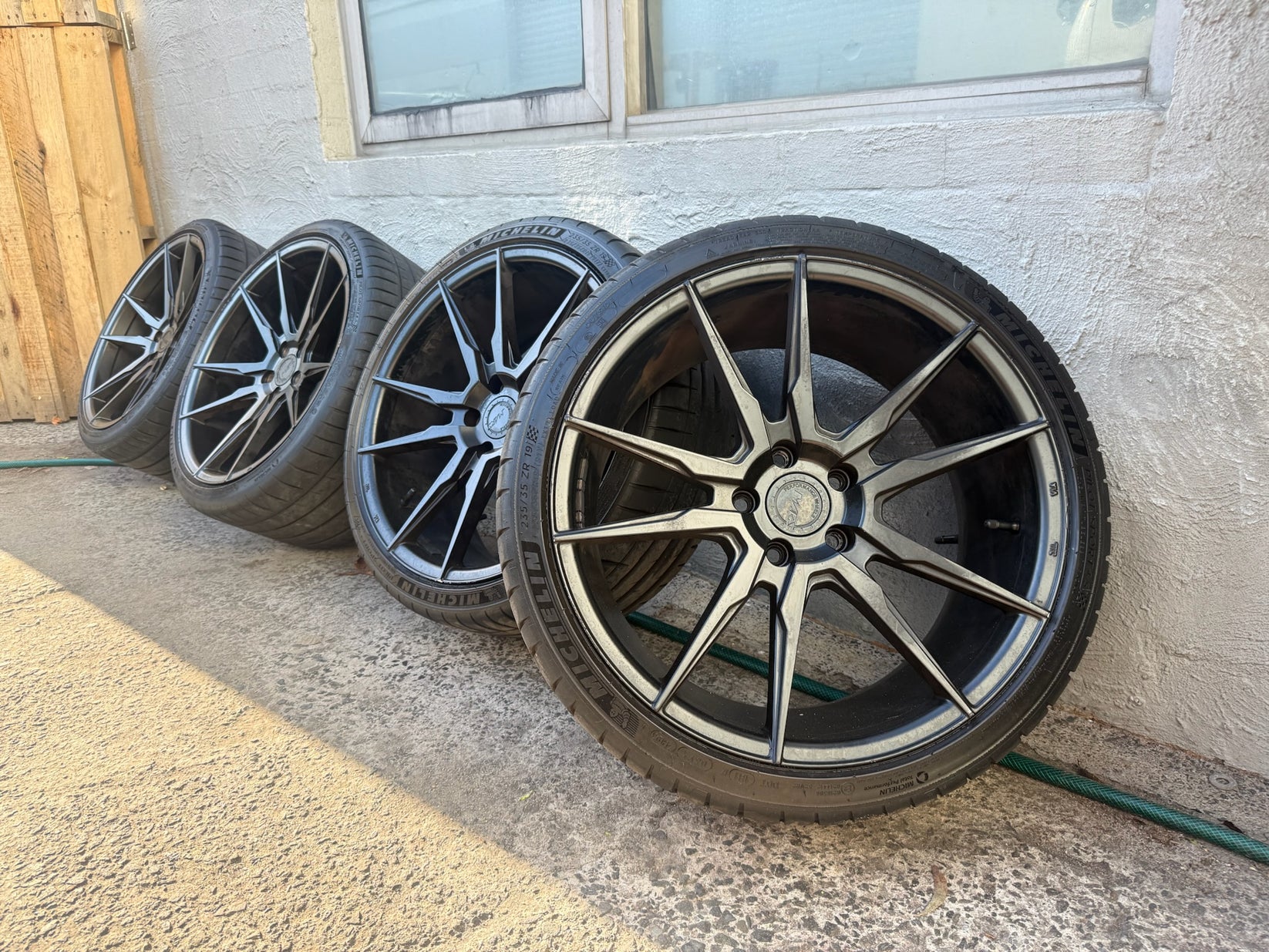 Mars Performance Staggered 19” Alloy Wheels with Michelin PS4 Tyres ...