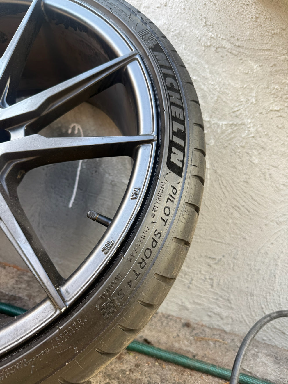 Mars Performance Staggered 19” Alloy Wheels with Michelin PS4 Tyres ...